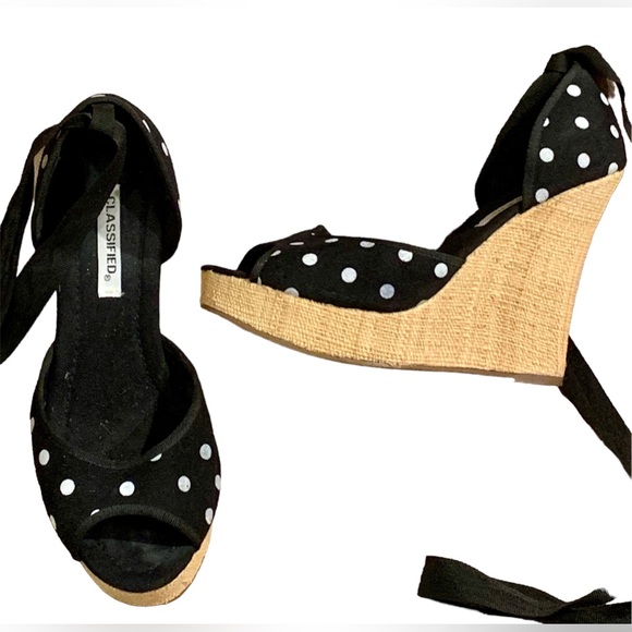 Classified | Shoes | Classified Brand Black White Polka Dot Fabric Top ...